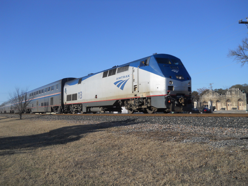 AMTK 113 10Feb2011 NB Train 22 (Texas Eagle) through town